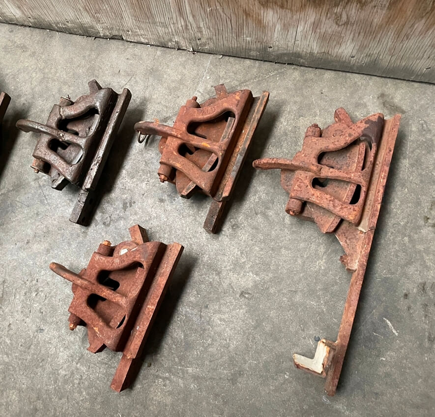 Meat Rail Switches – 2L | PC Machinery Ltd